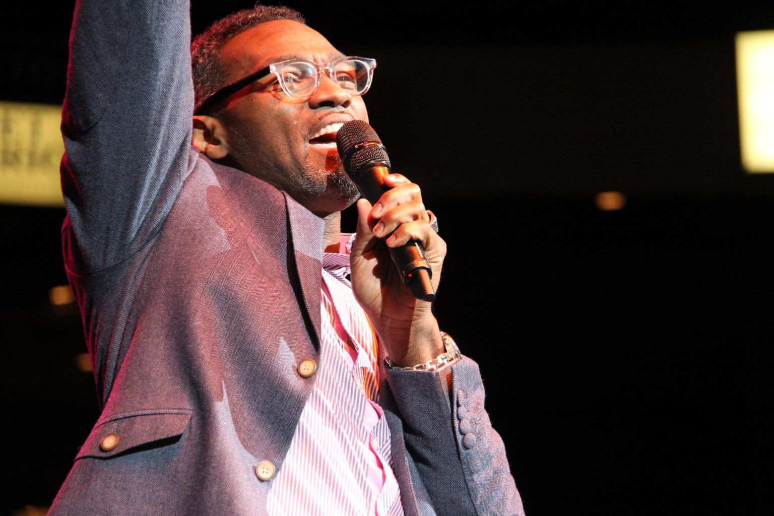Dr. Earnest Pugh Returns Home To Memphis, TN | Praise 104.7