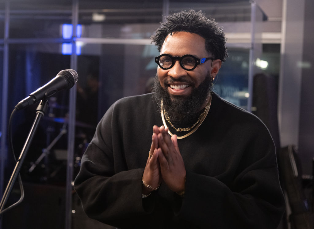 Pastor Mike Jr. Sweeps Stellar Awards with 9 Awards